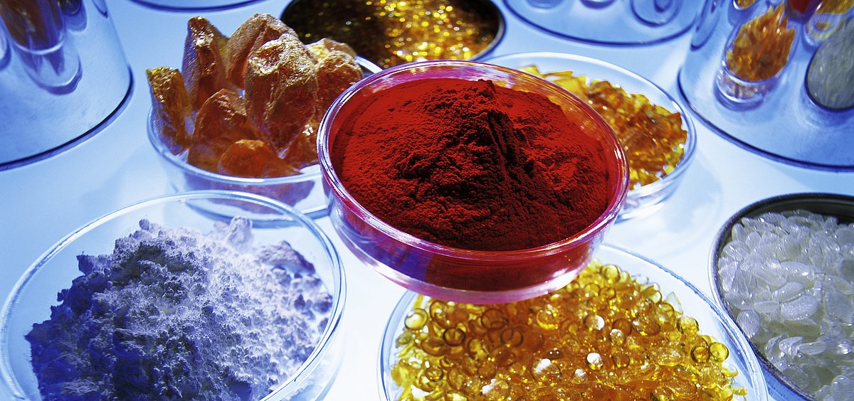 Resins, pigments, additives and solvents – the costs of some raw ...