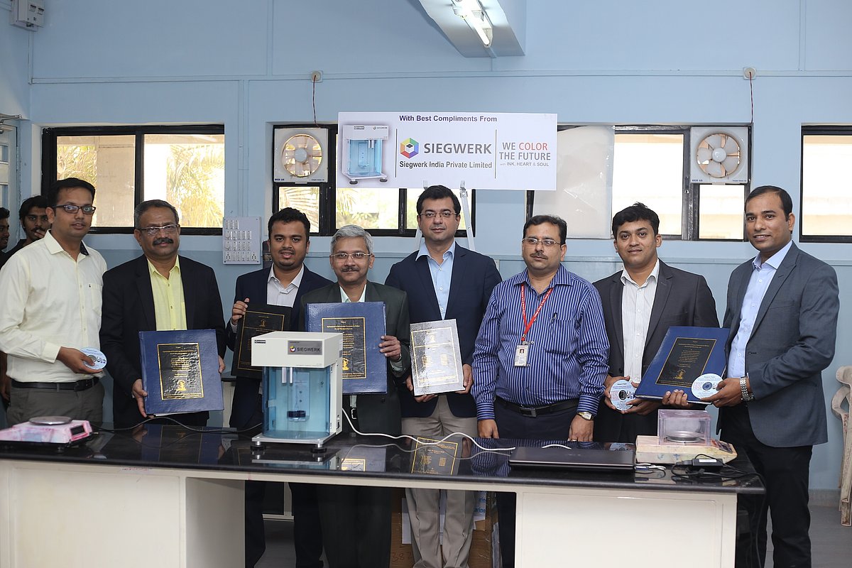 Pune College gets India’s First of its kind ‘Ink Lab’